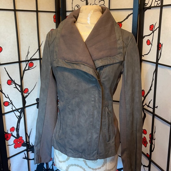 Mossimo Supply Co. | Jackets & Coats | Mossimo Jacket | Poshmark